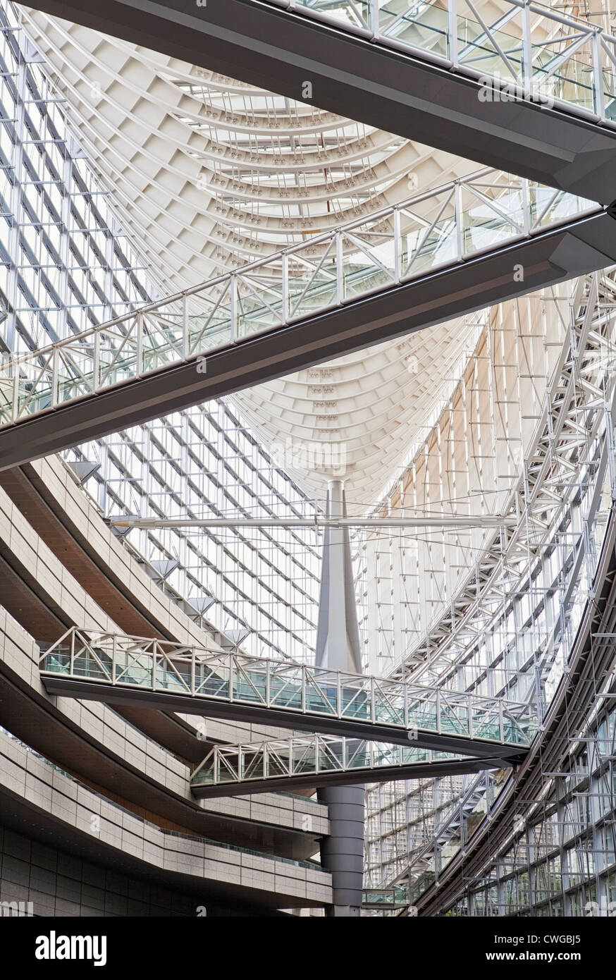 Tokyo international forum interior hi-res stock photography and images ...