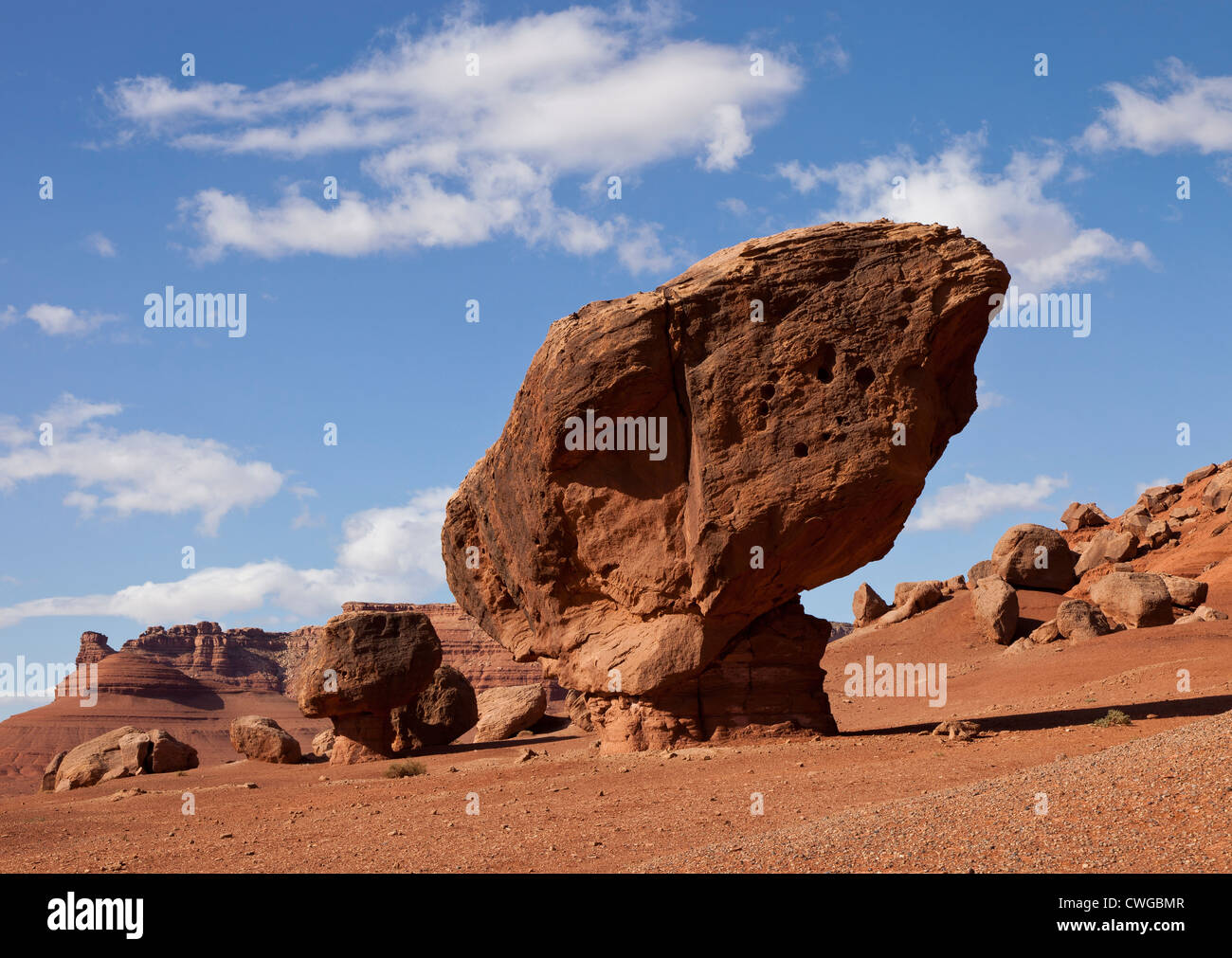 Rock formations by the Vermilion Cliffs in Marble Canyon, northern ...