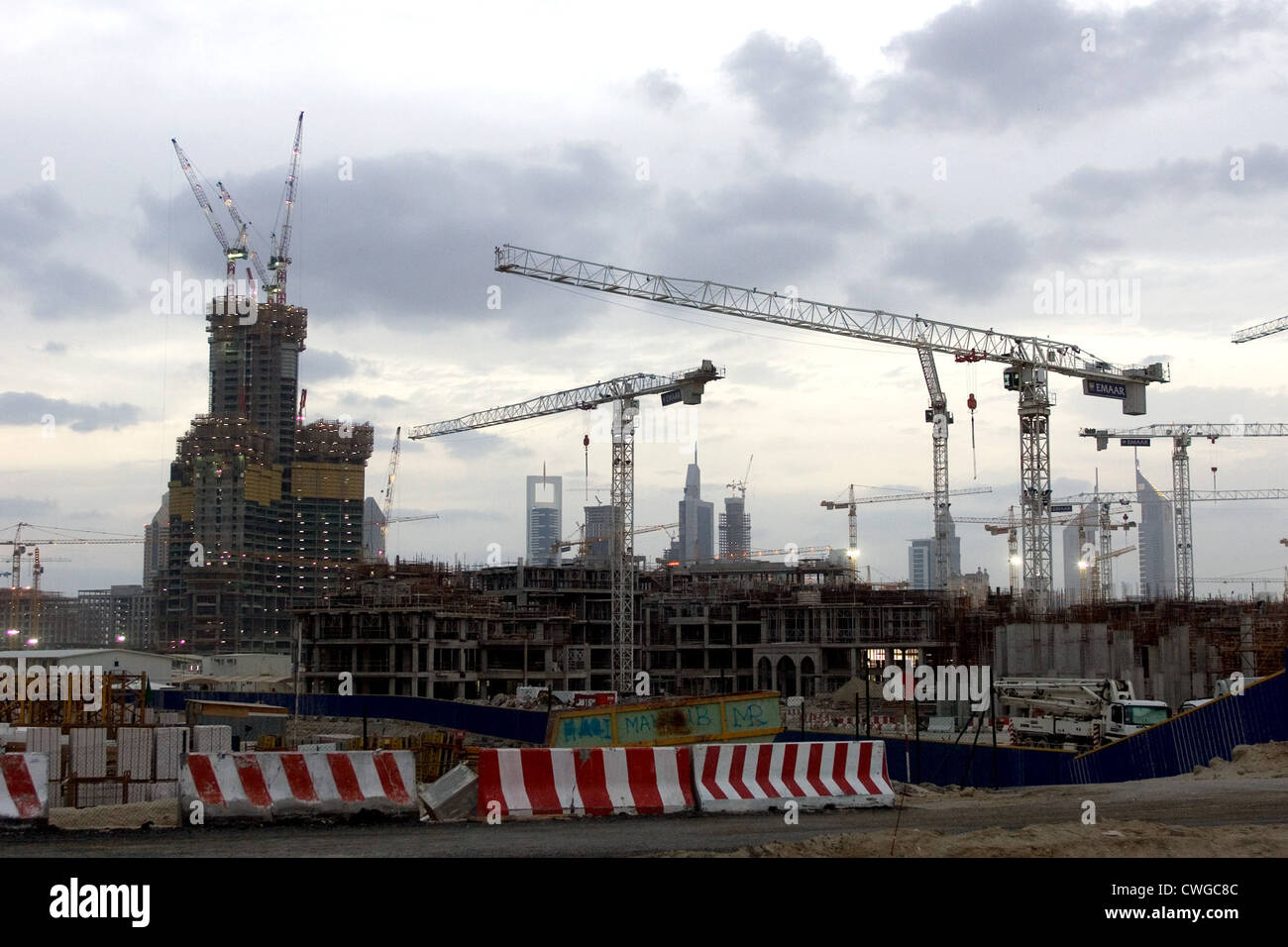 Dubai, Burj Dubai construction site of the new district Downtown Stock ...