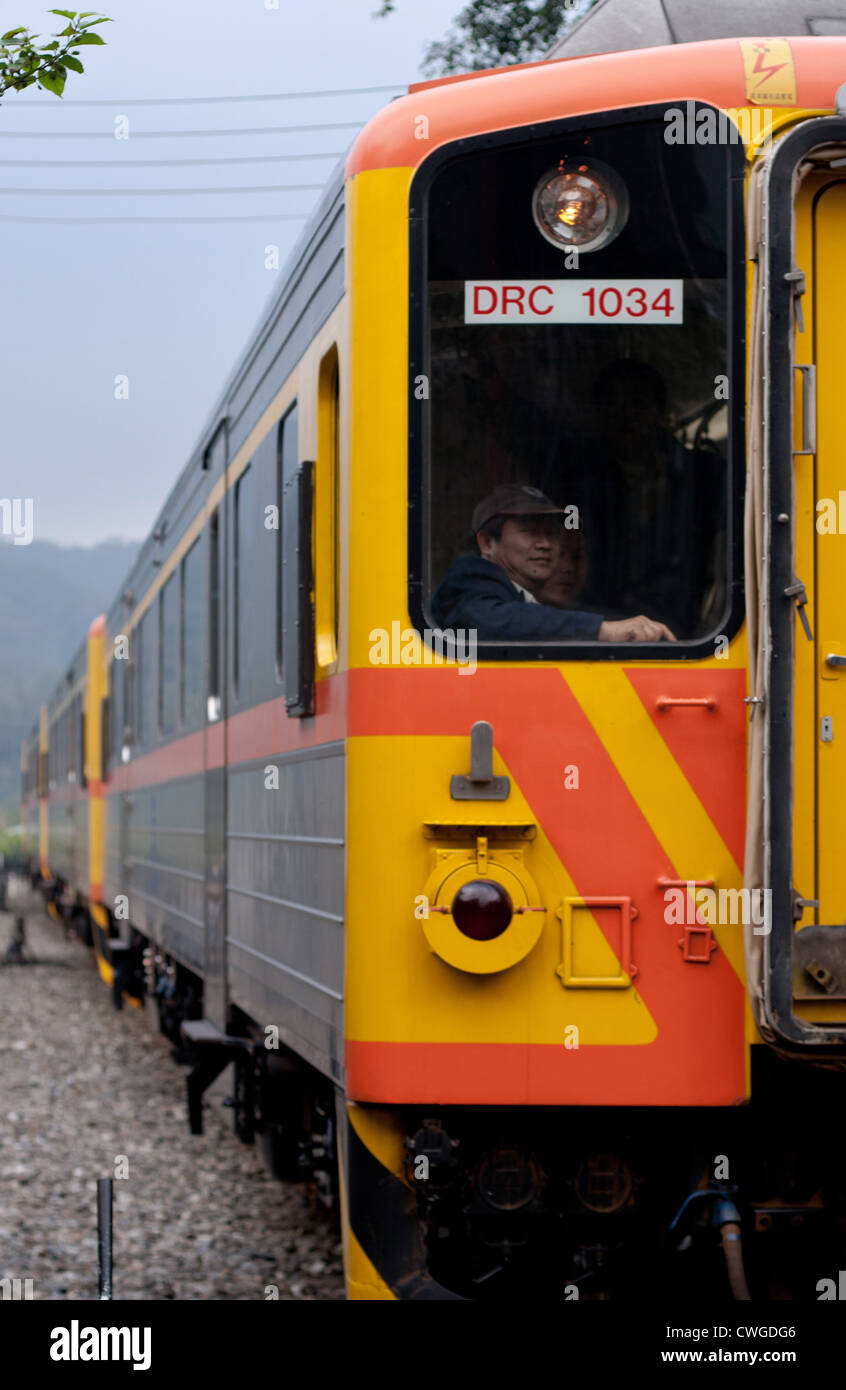 Taiwan train hi-res stock photography and images - Alamy