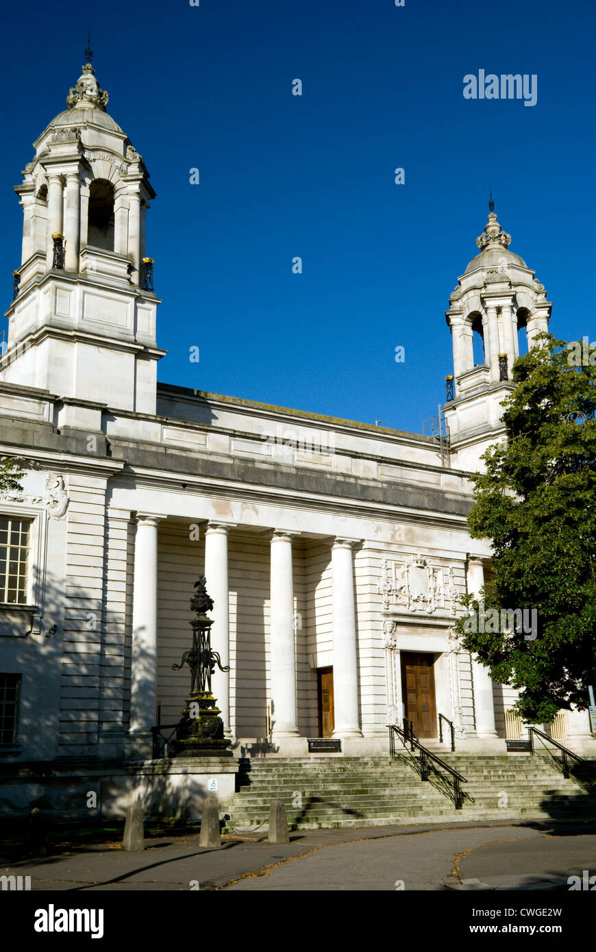 Cardiff crown court hi-res stock photography and images - Alamy
