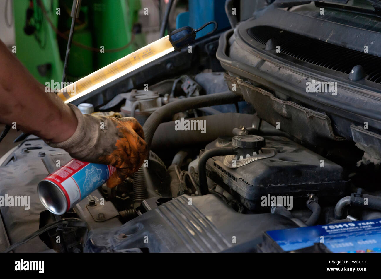 Car service inside Stock Photo - Alamy