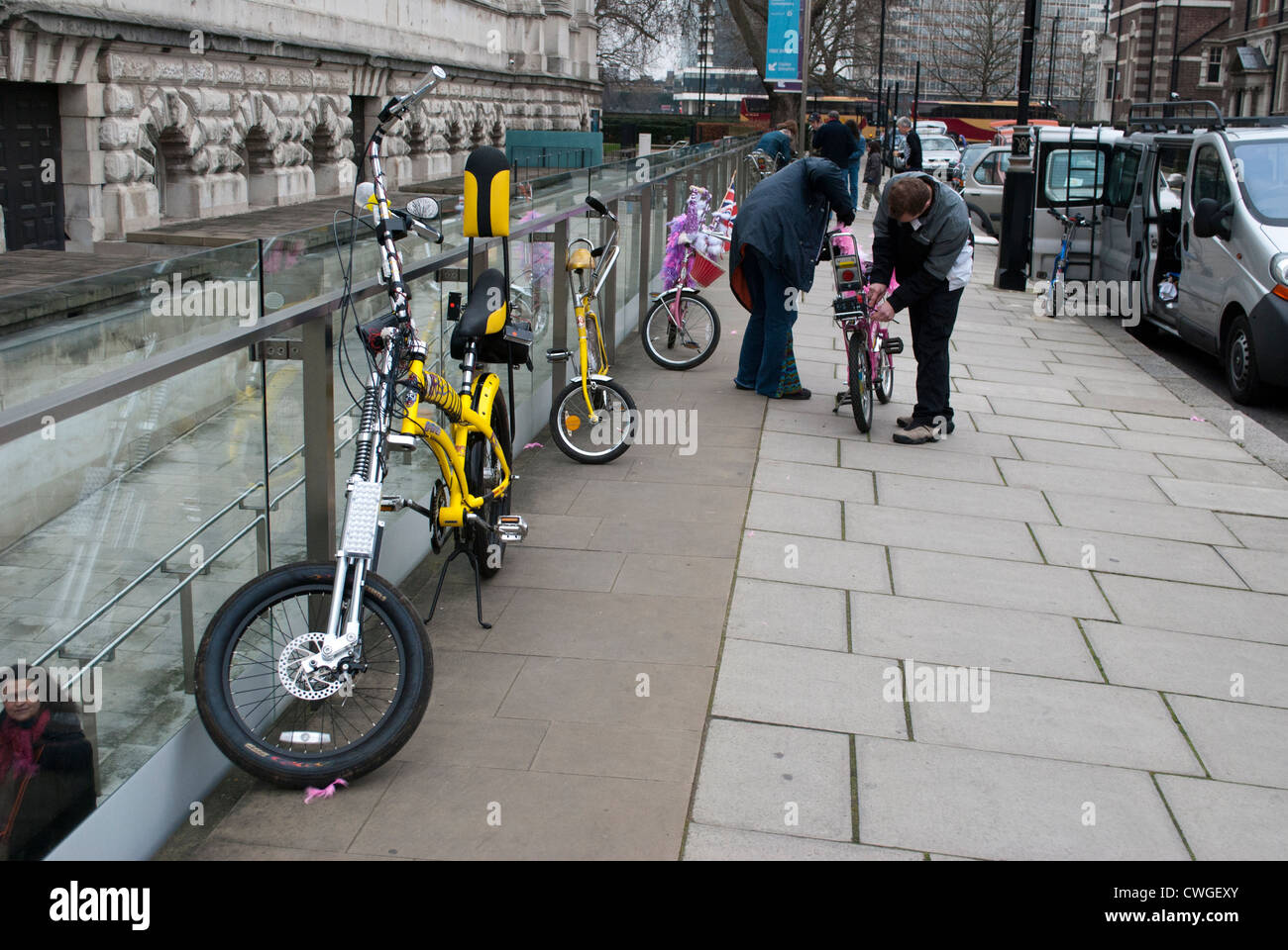 Raleigh bicycle 1960s hi-res stock photography and images - Alamy