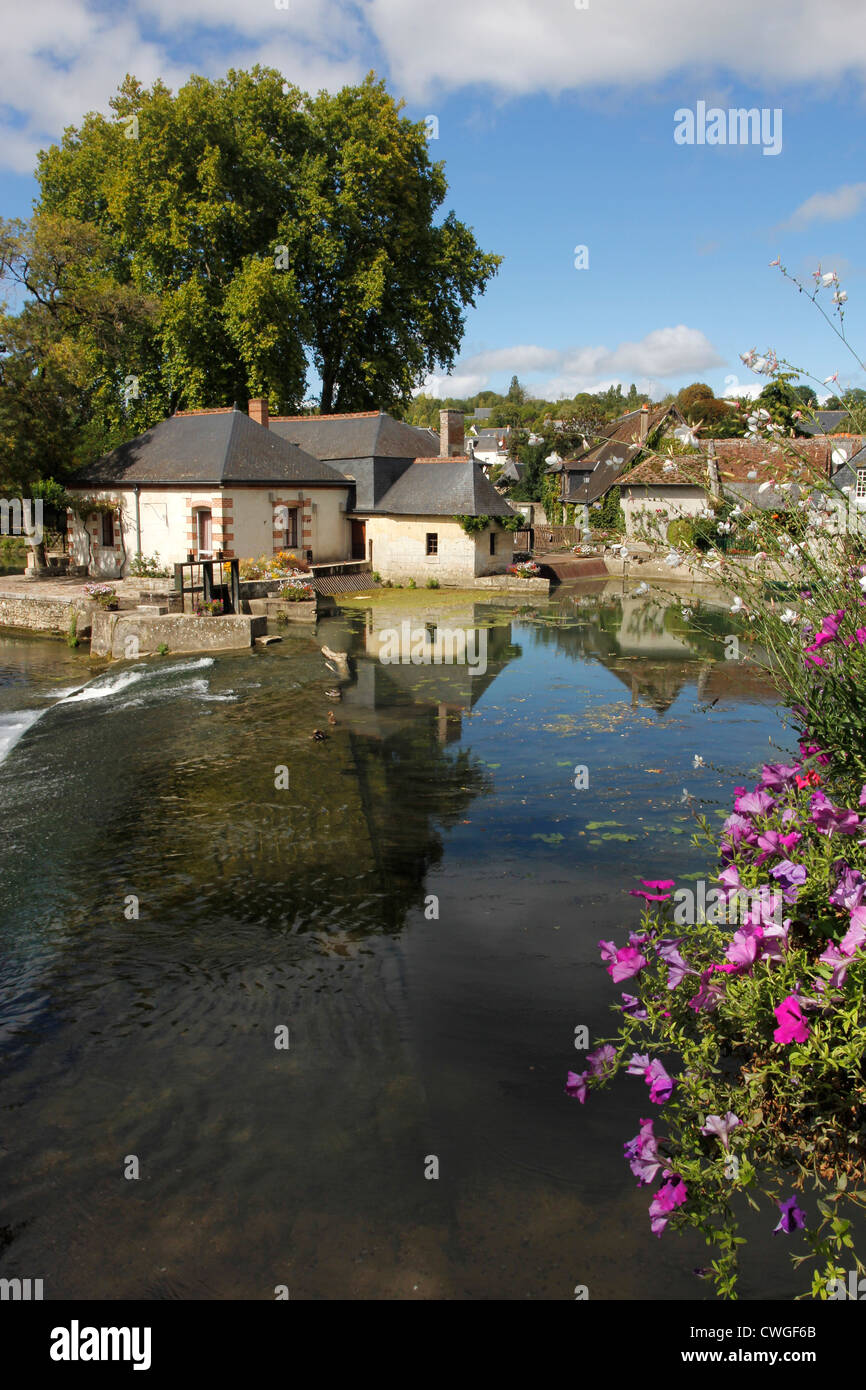 River Indre at Azay le Rideau, Loire Valley, France Stock Photo - Alamy