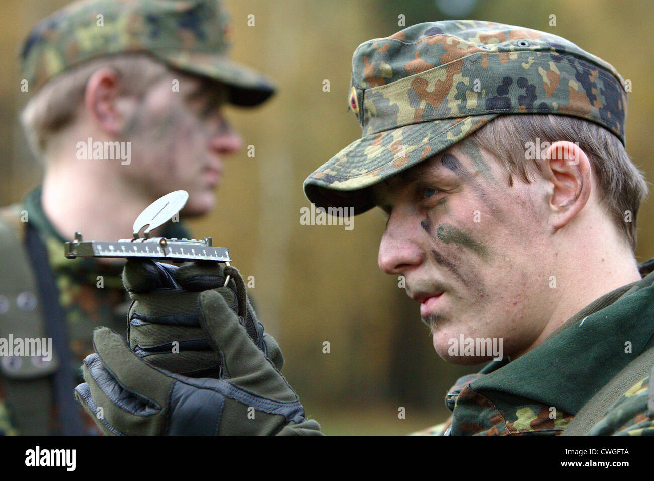 Army basic training course hi-res stock photography and images - Alamy