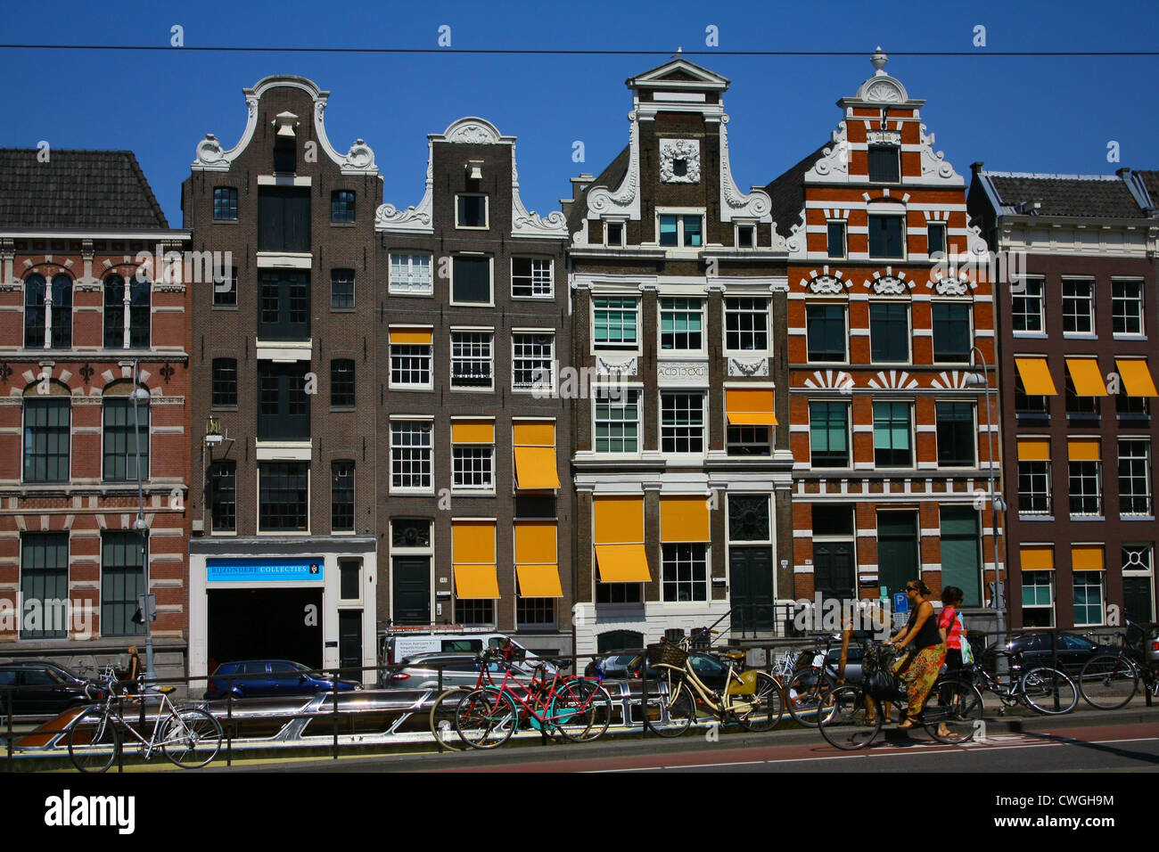Typical street in Amsterdam Stock Photo - Alamy