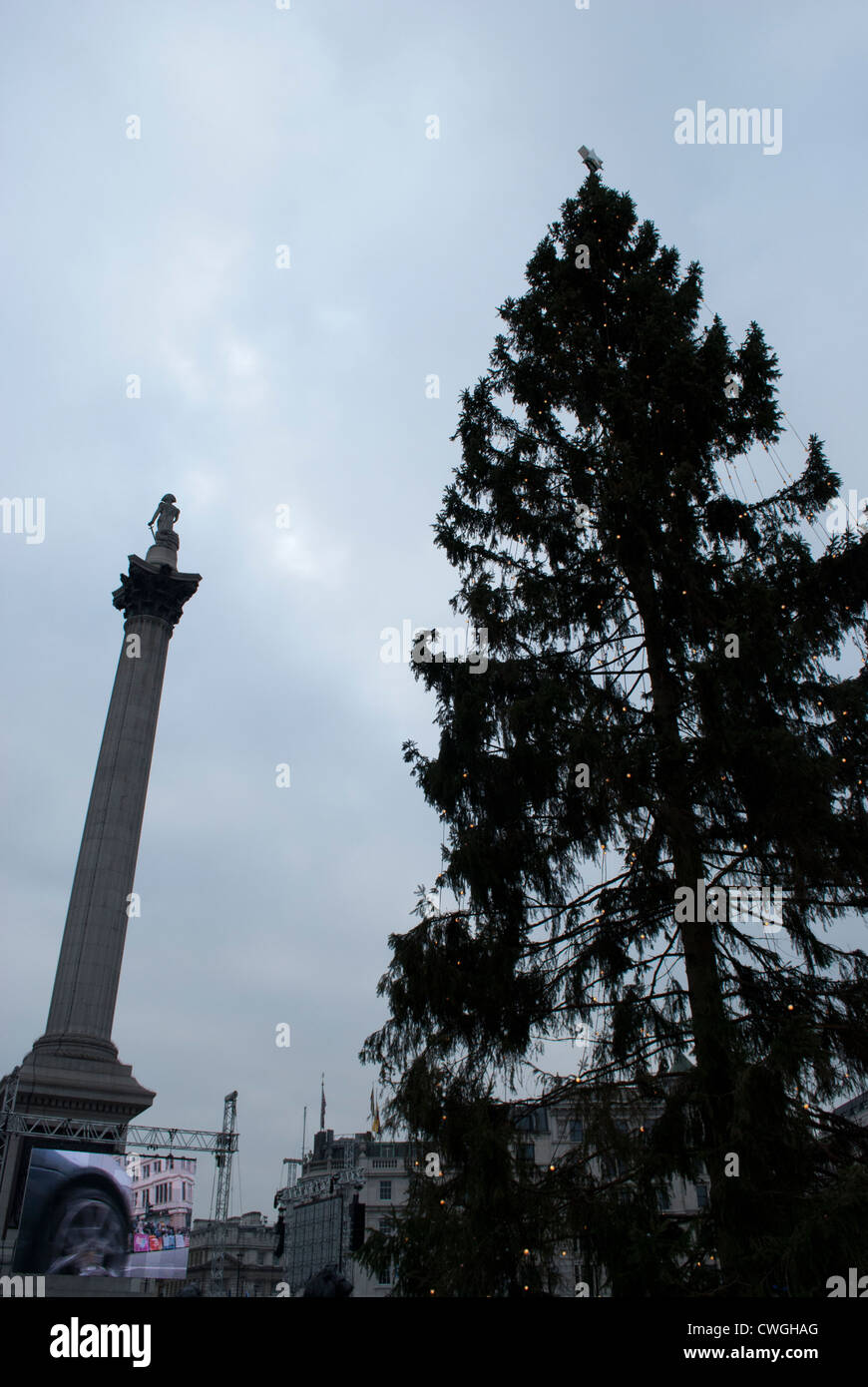 Fourth plinth trafalgar square empty hi-res stock photography and ...