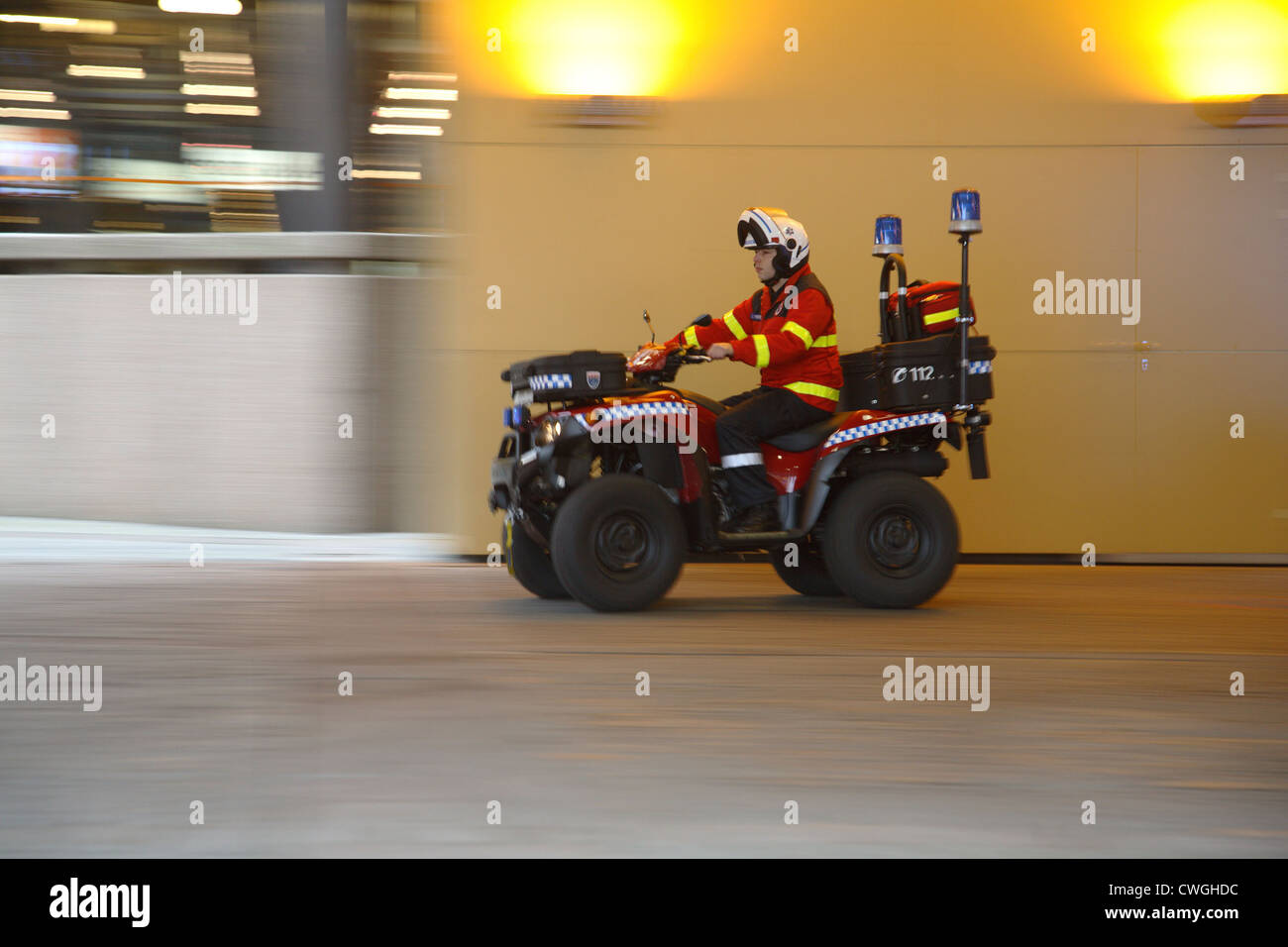 Ambulance symbol hi-res stock photography and images - Alamy