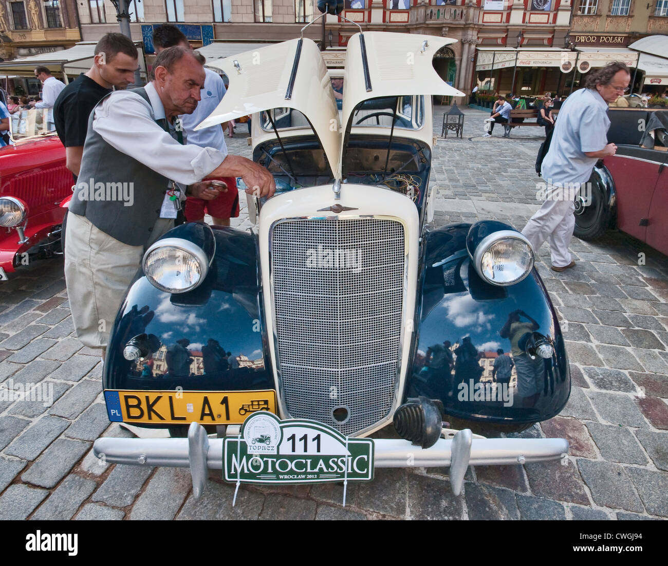 Open top car hi-res stock photography and images - Alamy