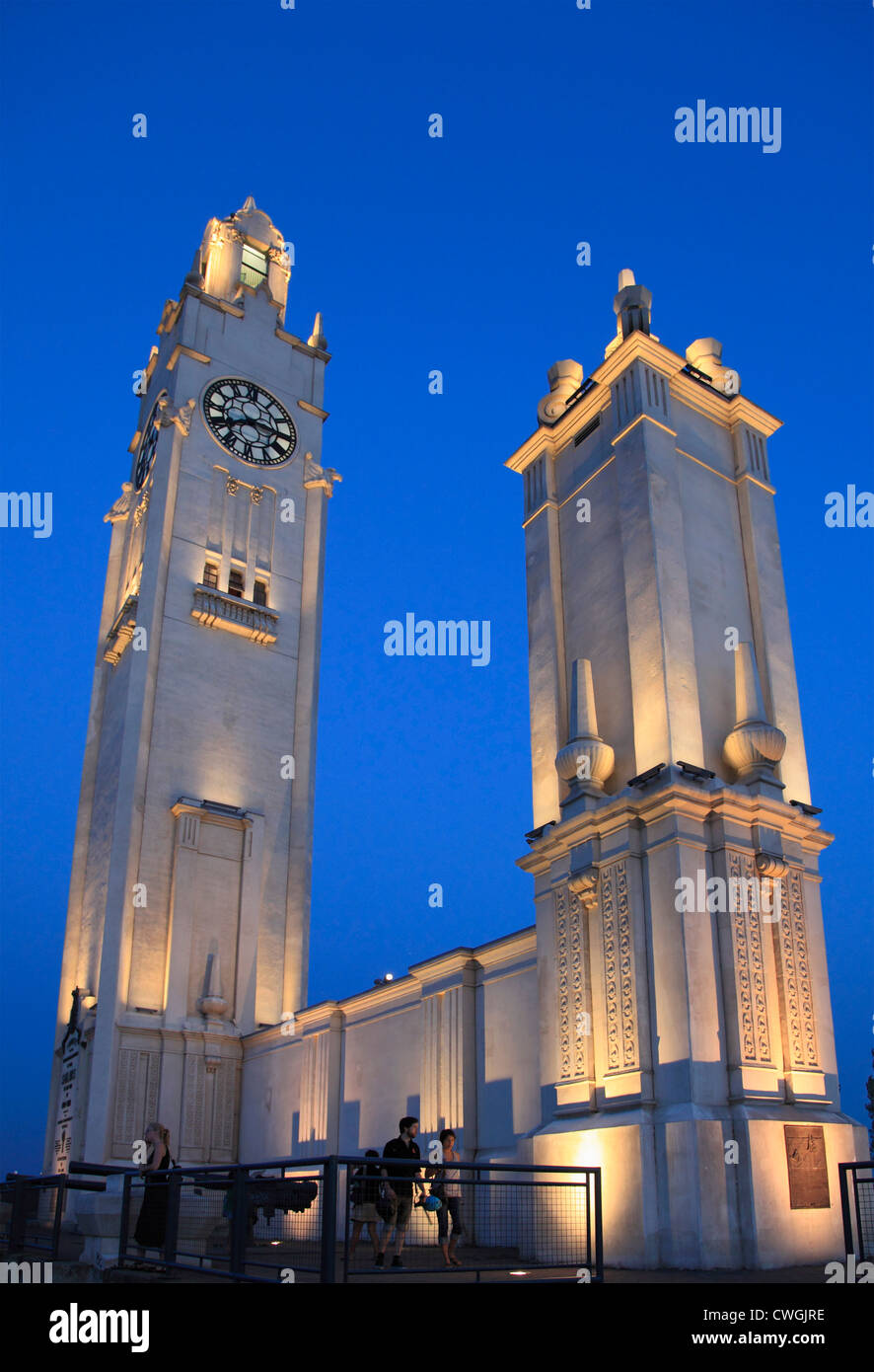 Montreal clock tower hi-res stock photography and images - Alamy