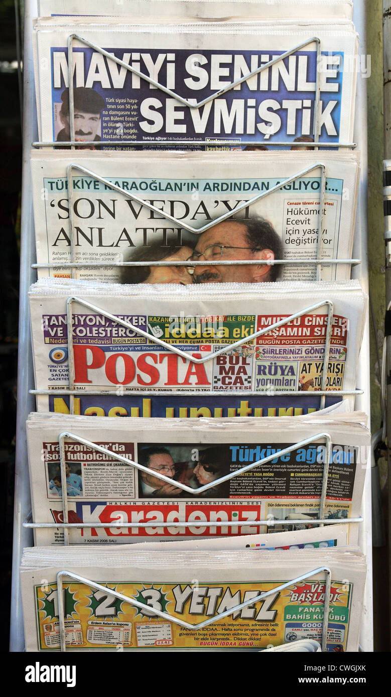 Trabzon, Turkish newspapers Stock Photo - Alamy