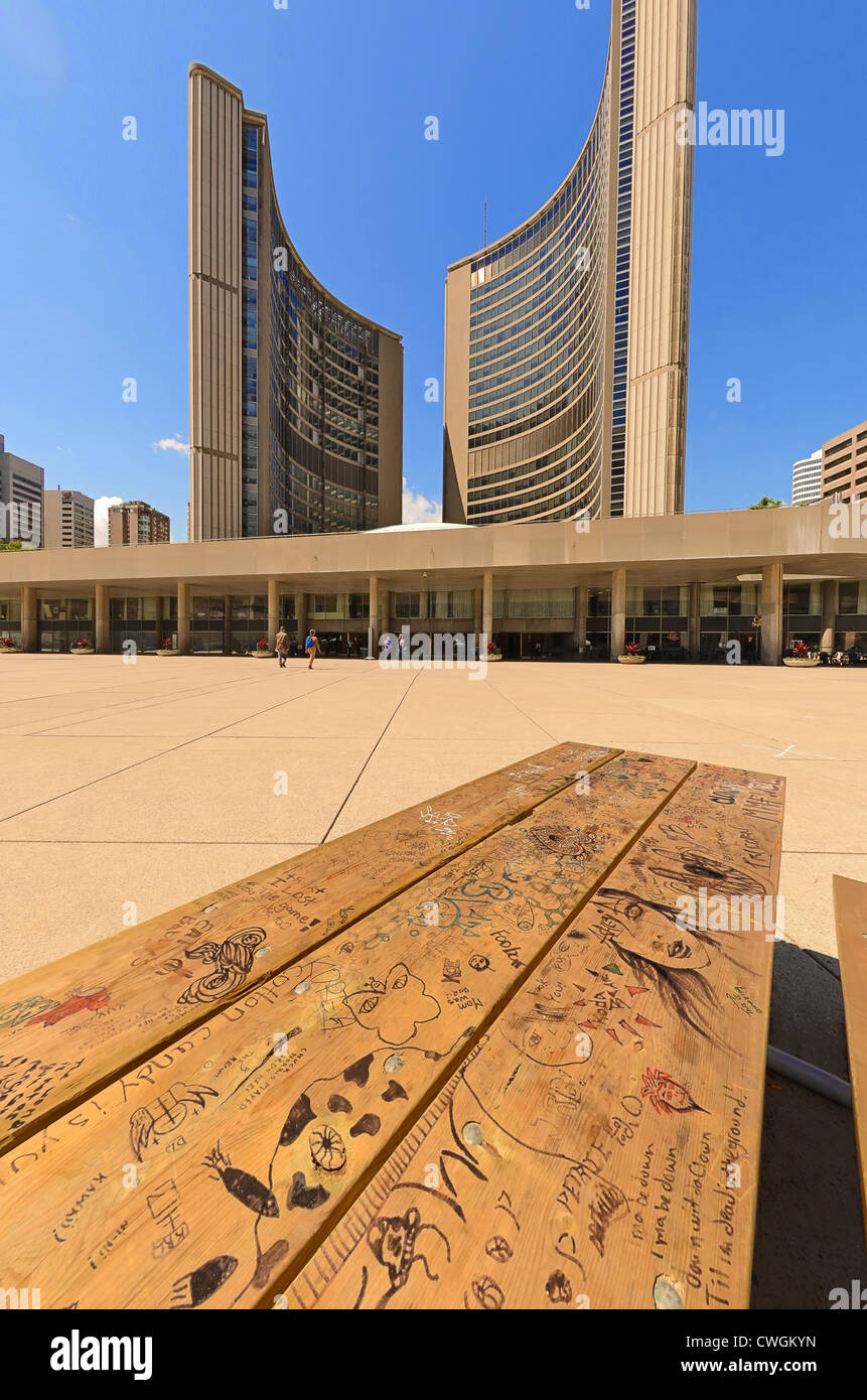 Graffiti table hi-res stock photography and images - Alamy