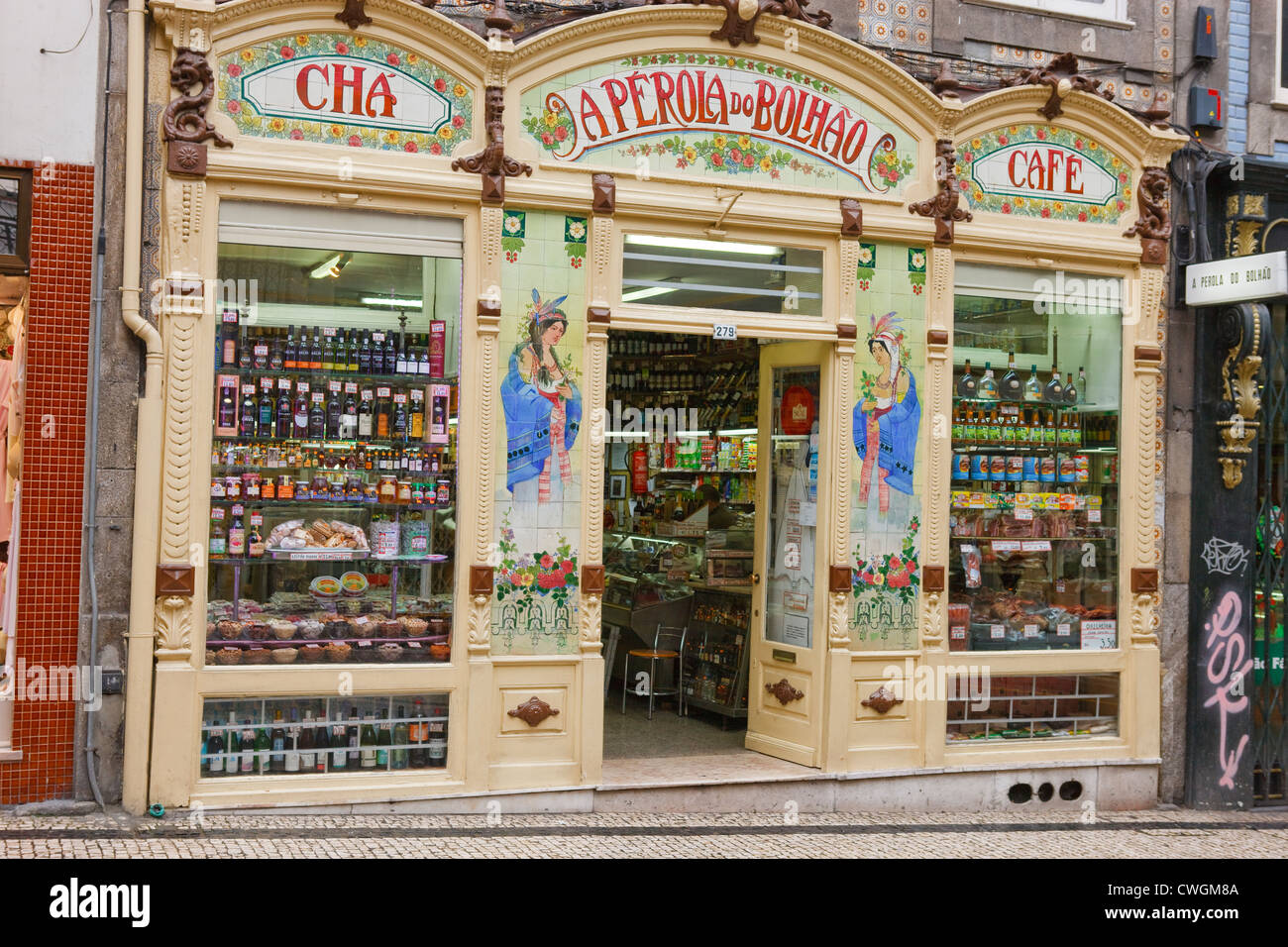 Traditional delicatessen Porto Portugal Stock Photo - Alamy