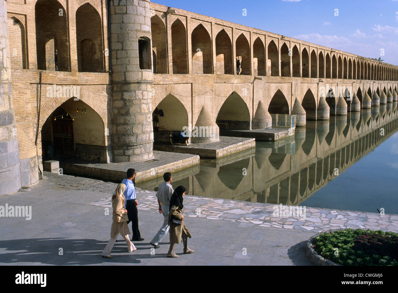 Bridge of 33 arches hi-res stock photography and images - Alamy