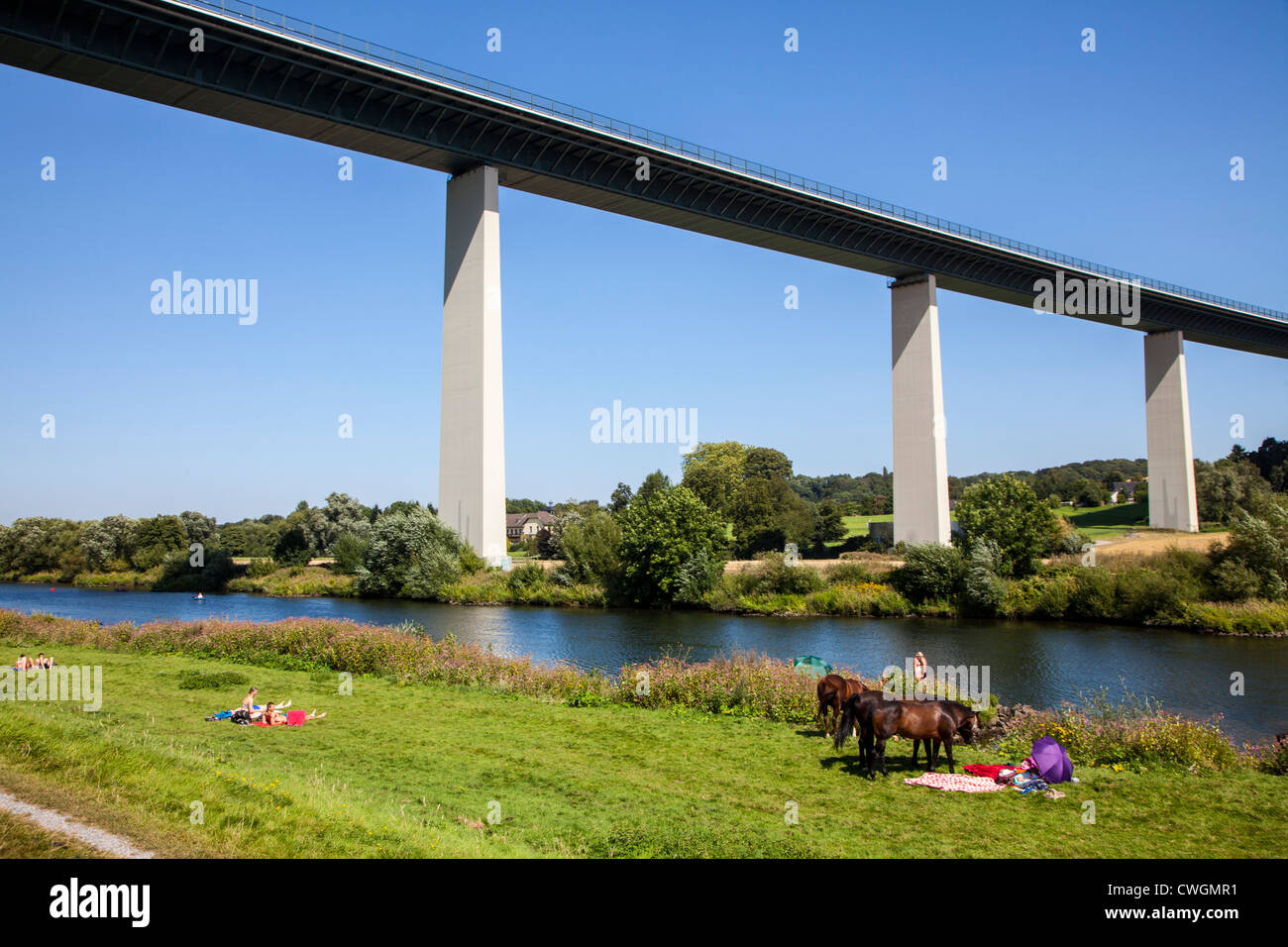Ruhr Valley between Essen and Mülheim. Summer, water sports ...