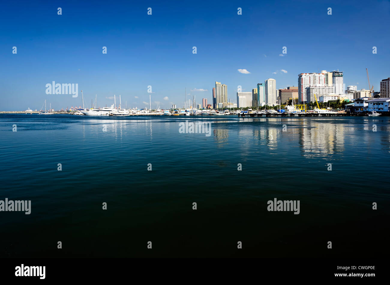 Manila bay buildings hi-res stock photography and images - Alamy