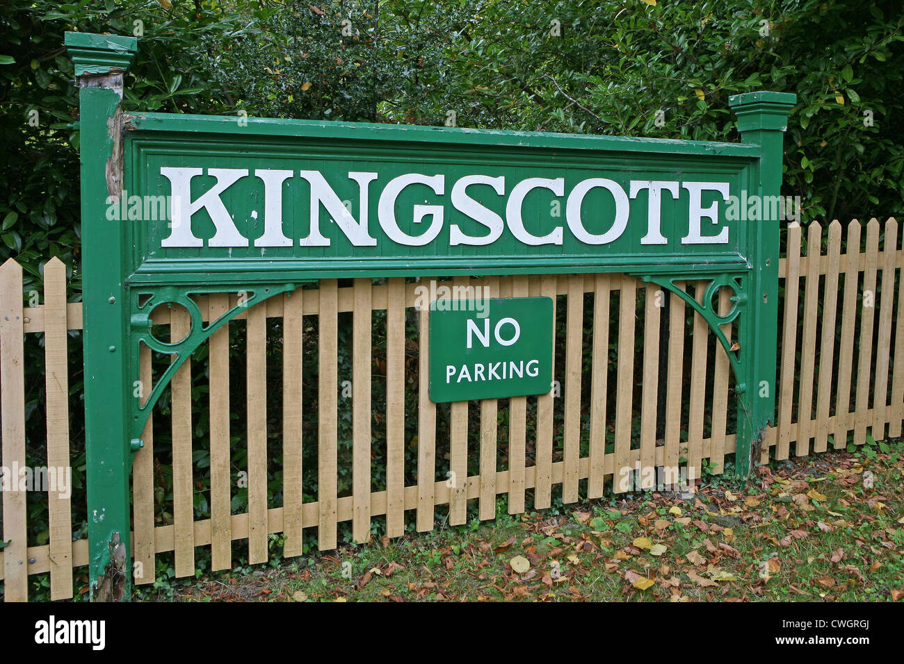 Kingscote railway station sign on the Bluebell Railway Stock Photo - Alamy