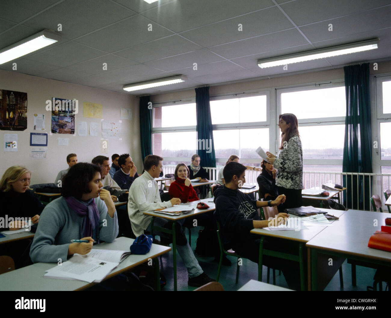 French lesson classroom hi-res stock photography and images - Alamy