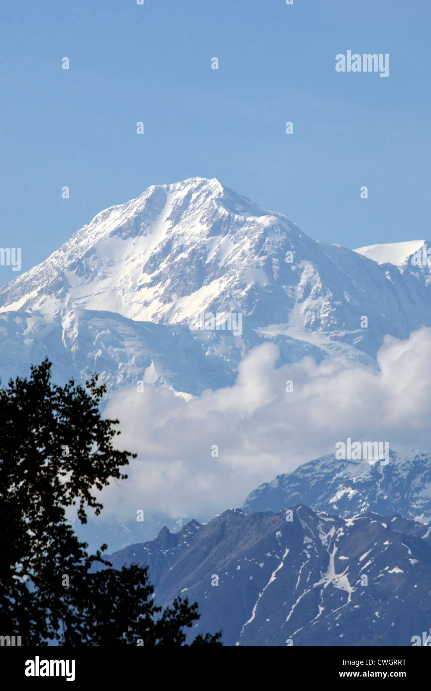 Mountains alaska range hi-res stock photography and images - Alamy