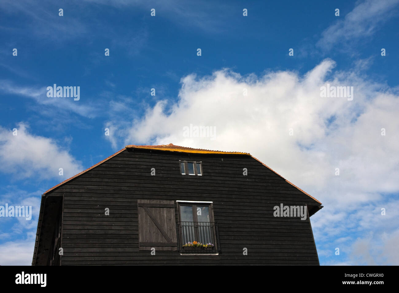 Warehouse cladding hi-res stock photography and images - Alamy