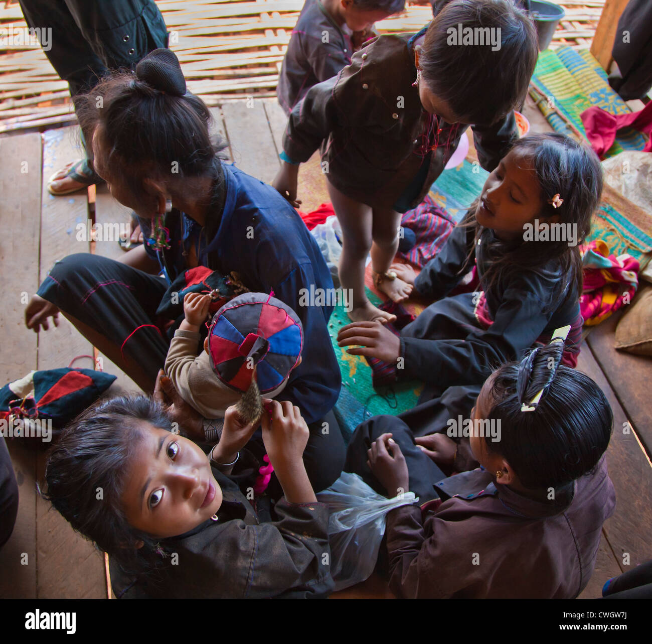 Tribal children hi-res stock photography and images - Alamy