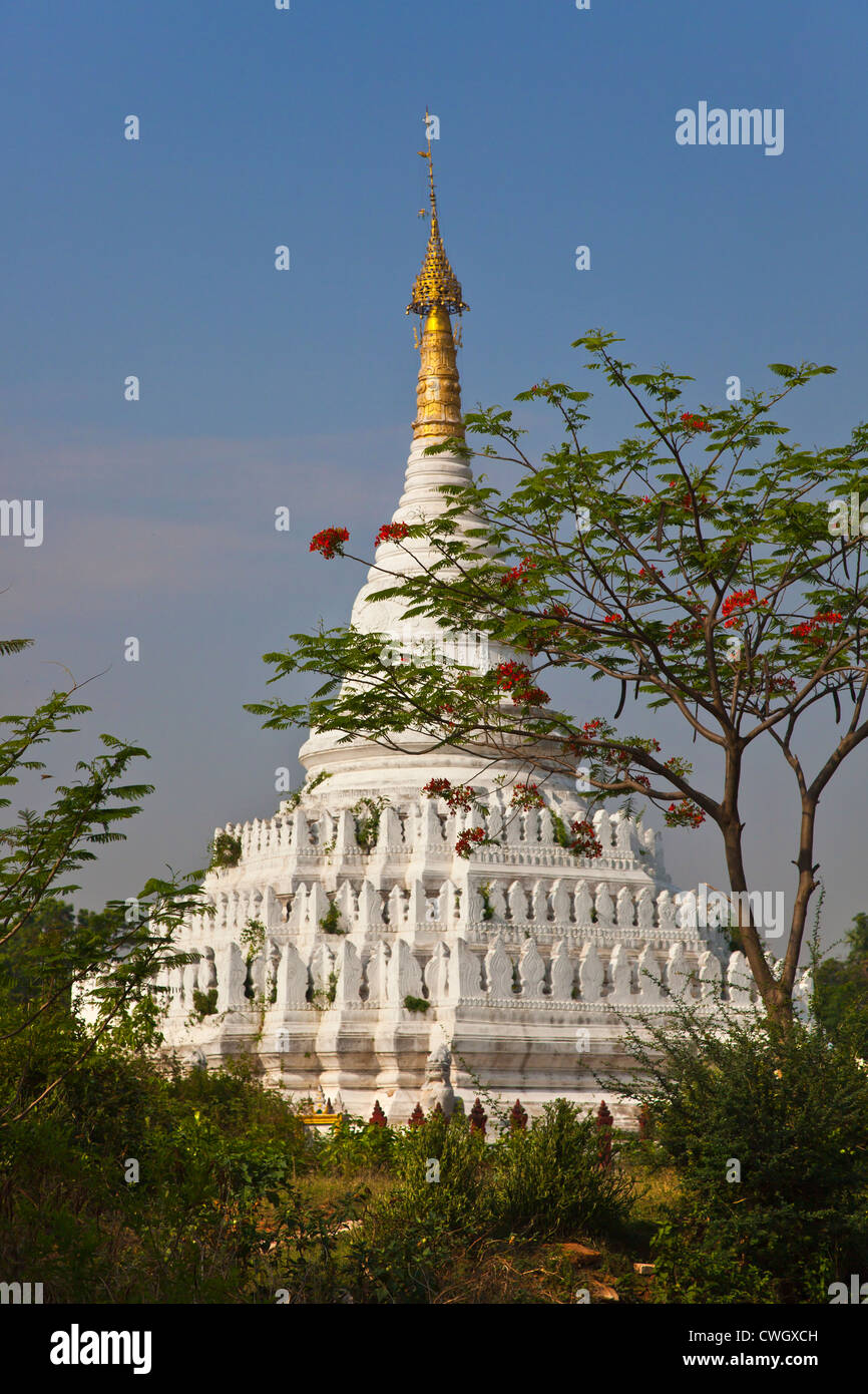 Burmese history hi-res stock photography and images - Alamy