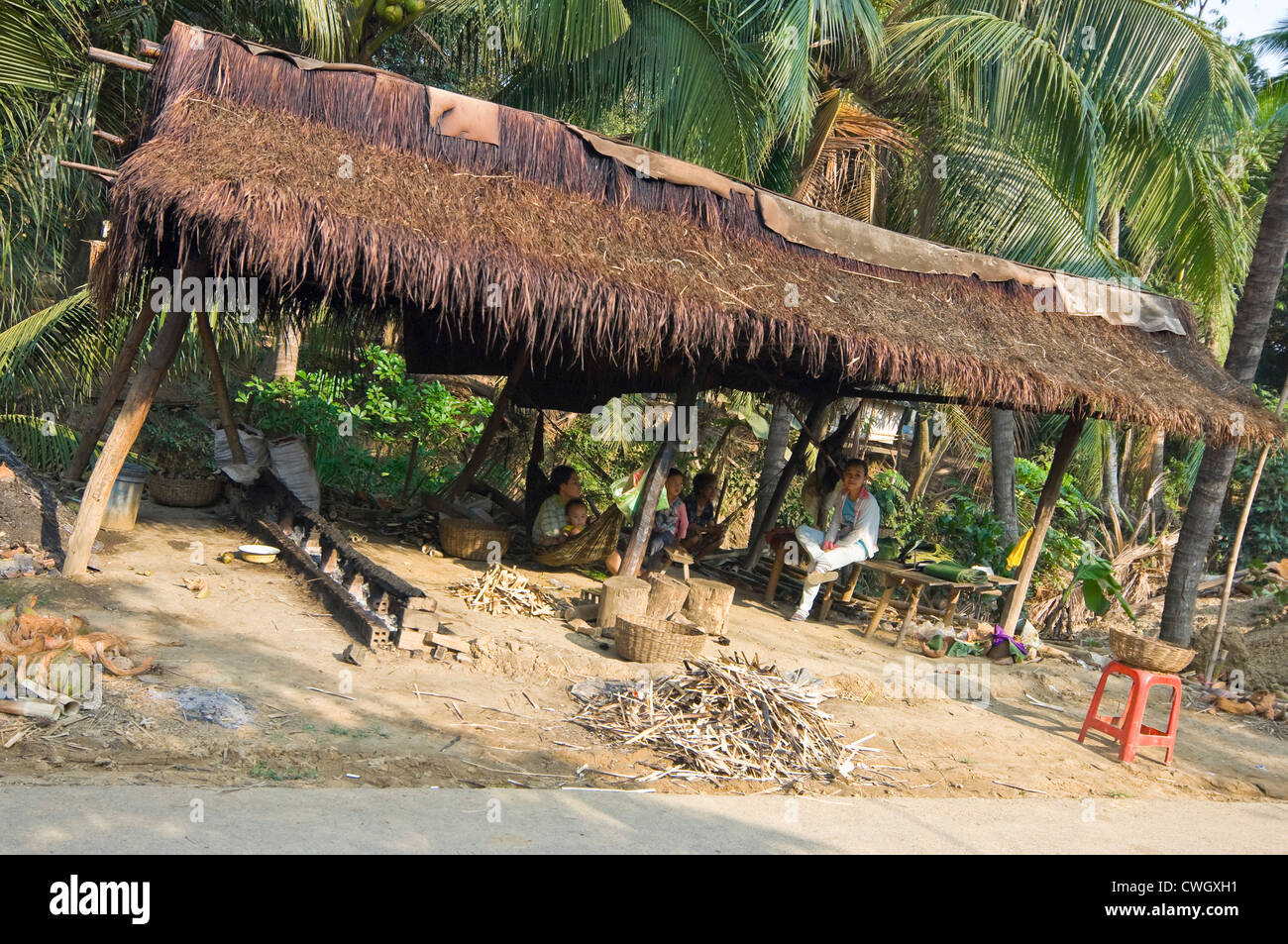 Cambodia rural people family hi-res stock photography and images - Alamy