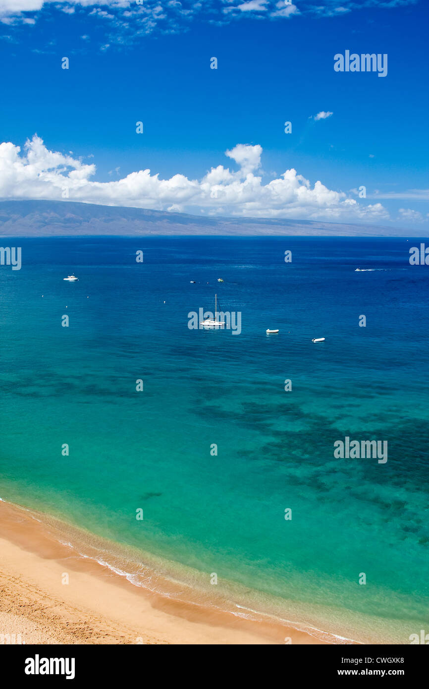 Bright beach in Maui, Hawaii Stock Photo - Alamy