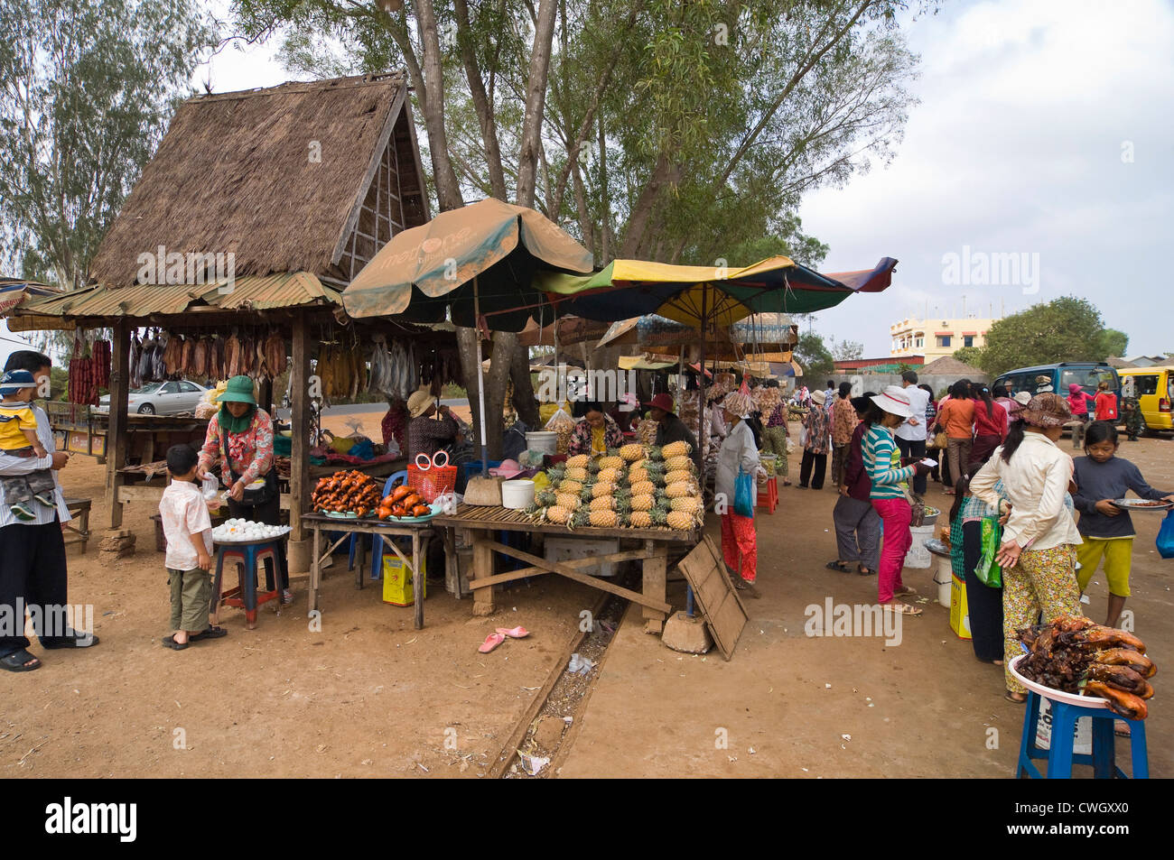 Roadside produce stalls hi-res stock photography and images - Alamy