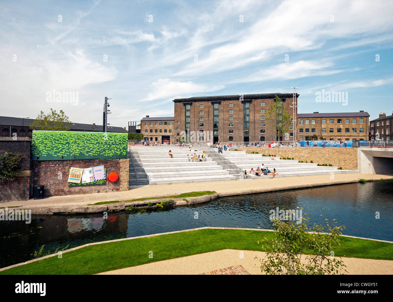 The granary building hi-res stock photography and images - Alamy