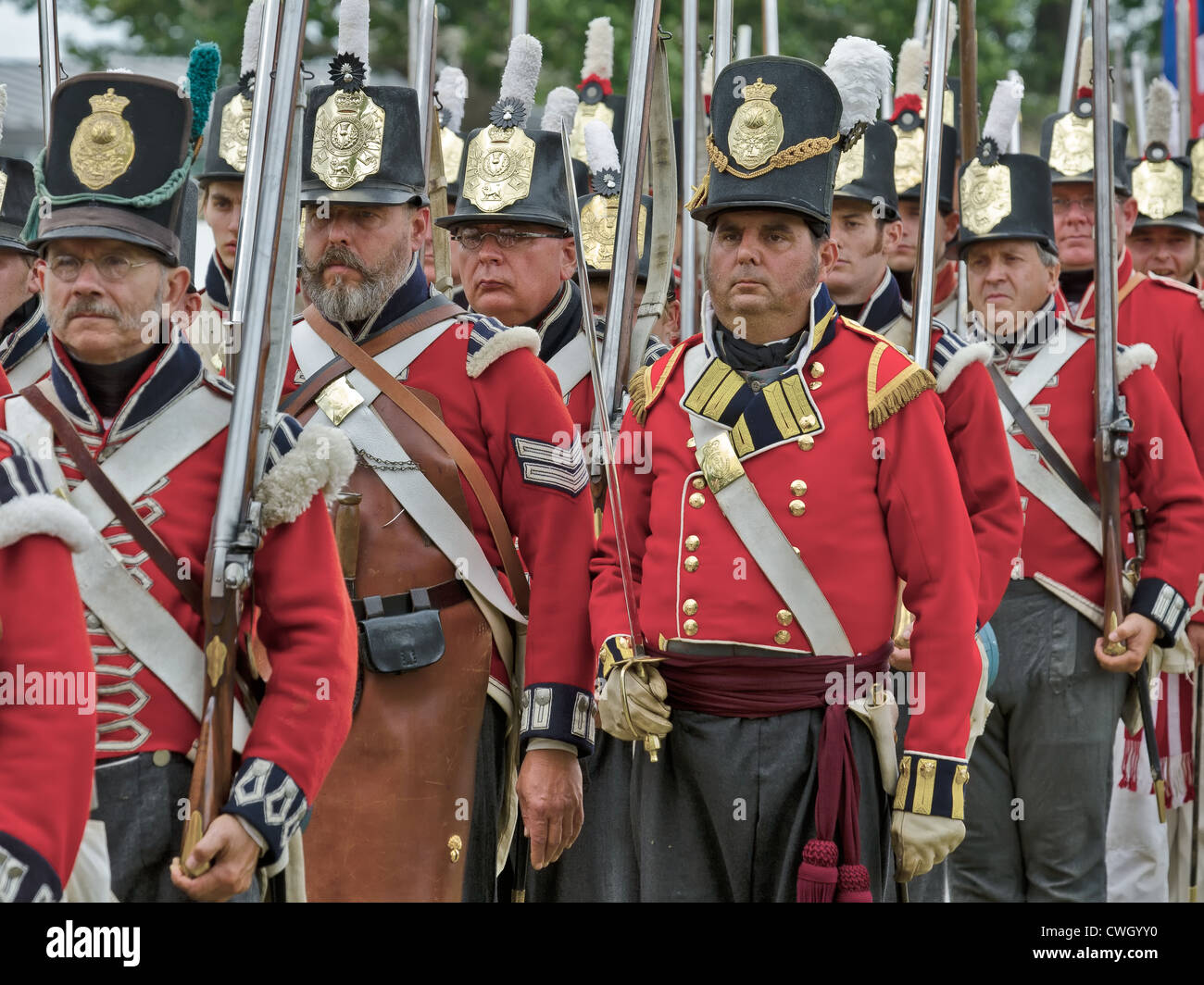 British redcoats marching hi-res stock photography and images - Alamy