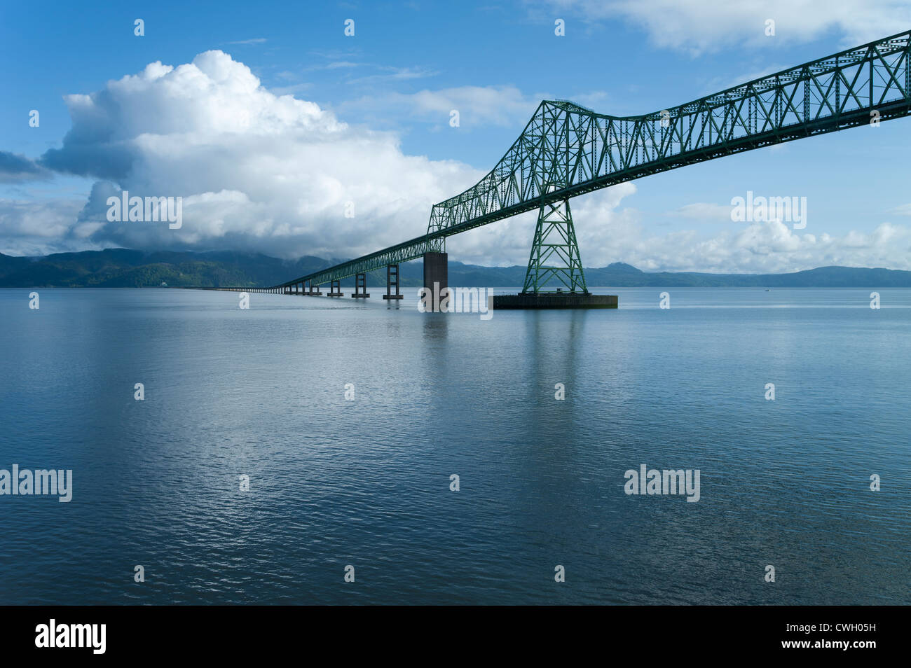 High truss bridge washington hi-res stock photography and images - Alamy