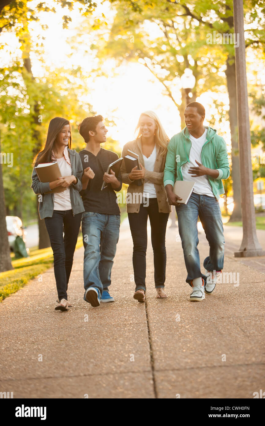 Students talking on campus hi-res stock photography and images - Alamy