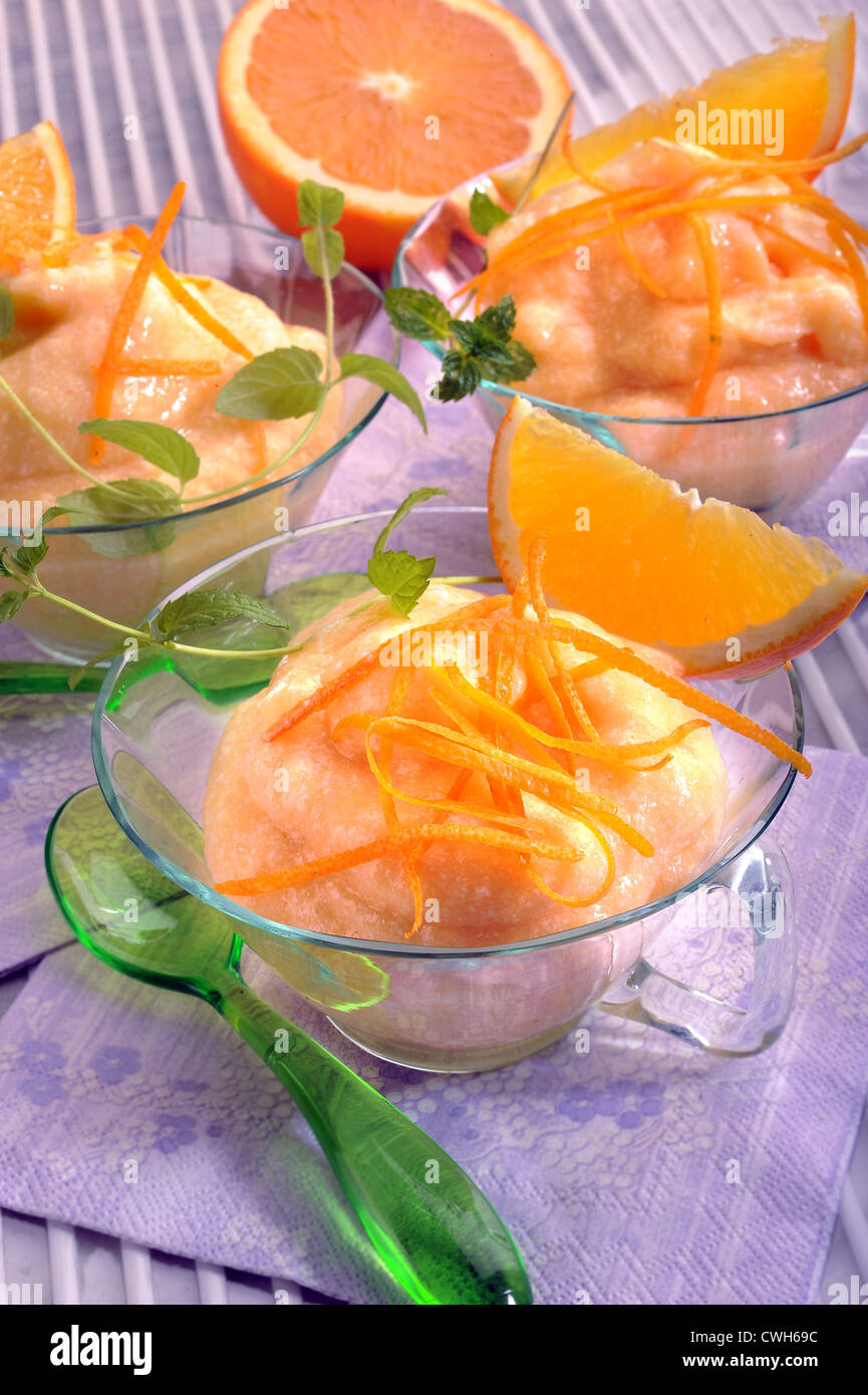 Yoghurt setting hi-res stock photography and images - Alamy