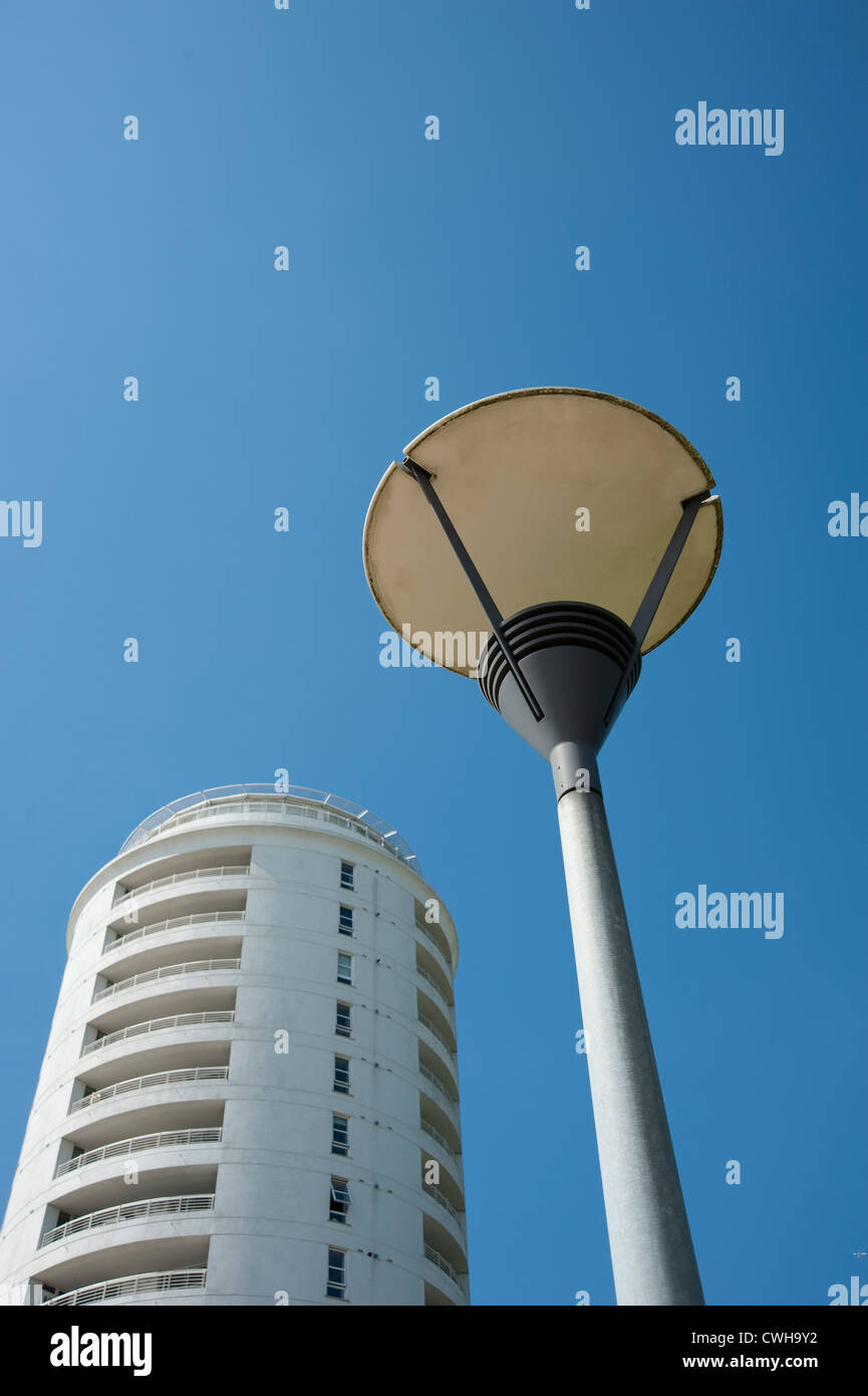 Modern tower hi-res stock photography and images - Alamy