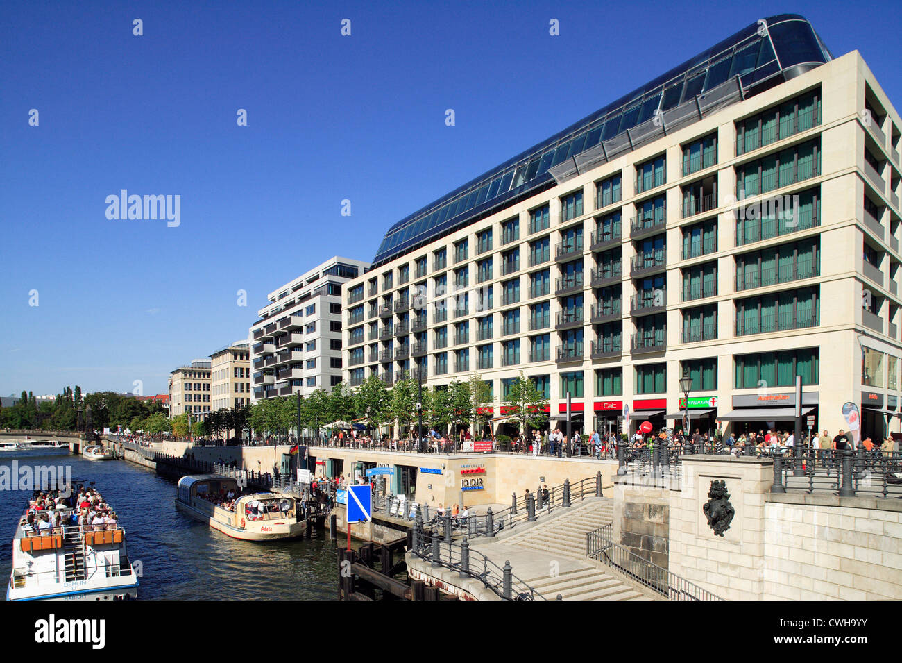 Cathedral aquaree hi-res stock photography and images - Alamy