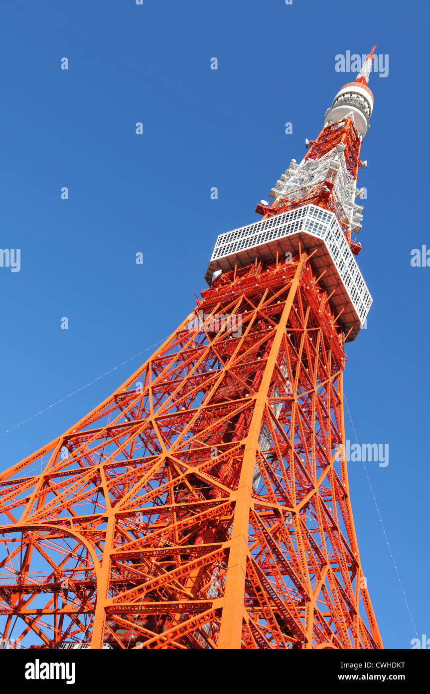 Wide angle perspective of Tokyo Tower, Japan Stock Photo - Alamy