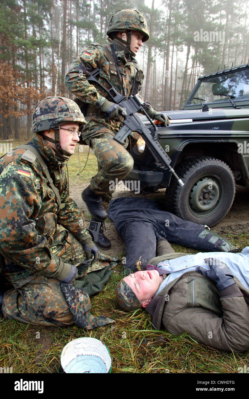 De-escalation in the army at Stock Photo - Alamy