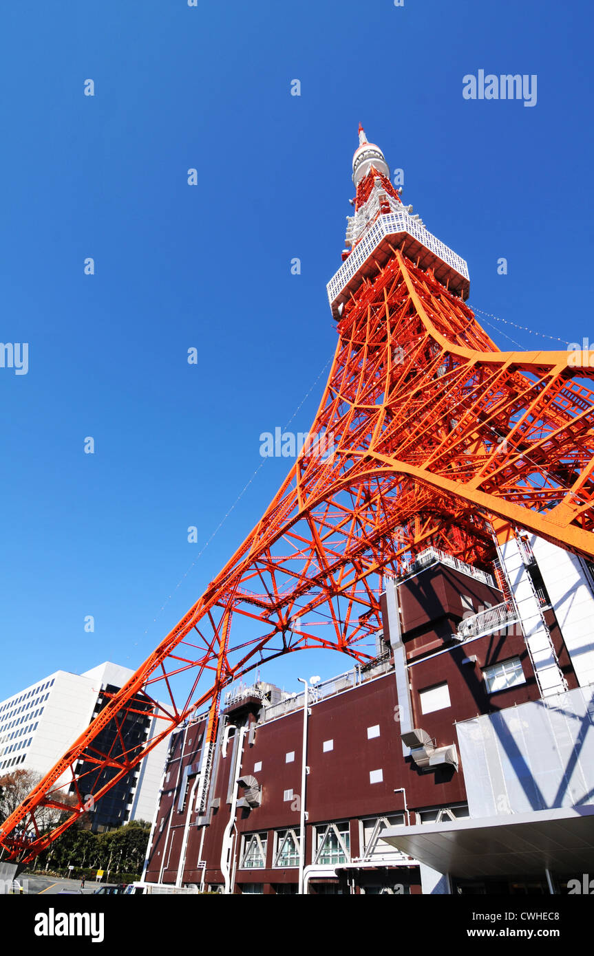 Wide angle perspective of Tokyo Tower, Japan Stock Photo - Alamy