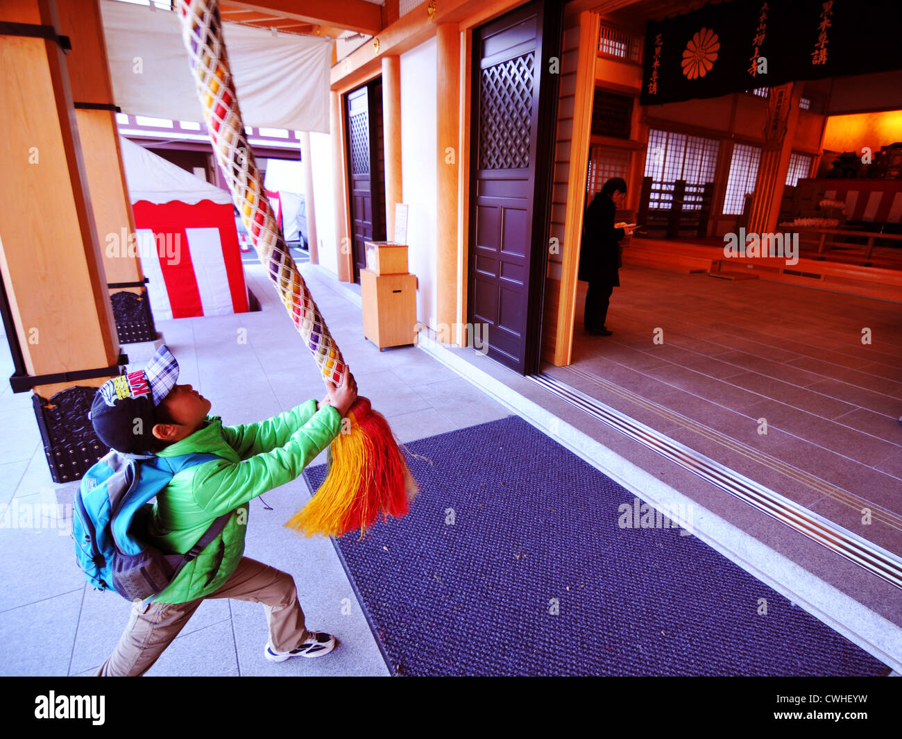 Architectural detail of entrance to Buddhist temple in Tokyo, Japan ...