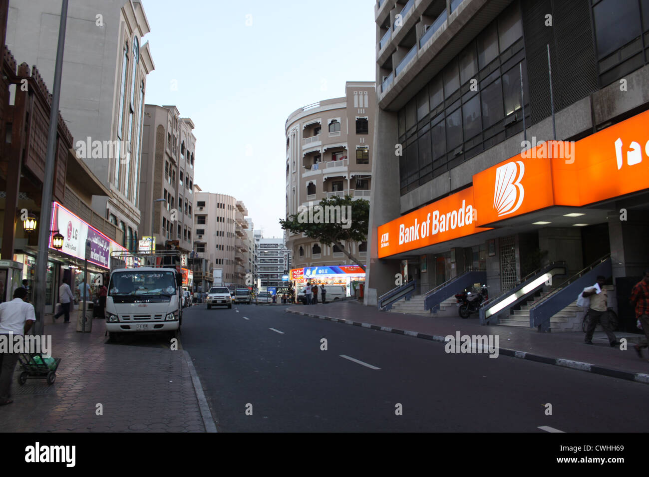 Emirates. Dubai. Evening streets Stock Photo - Alamy
