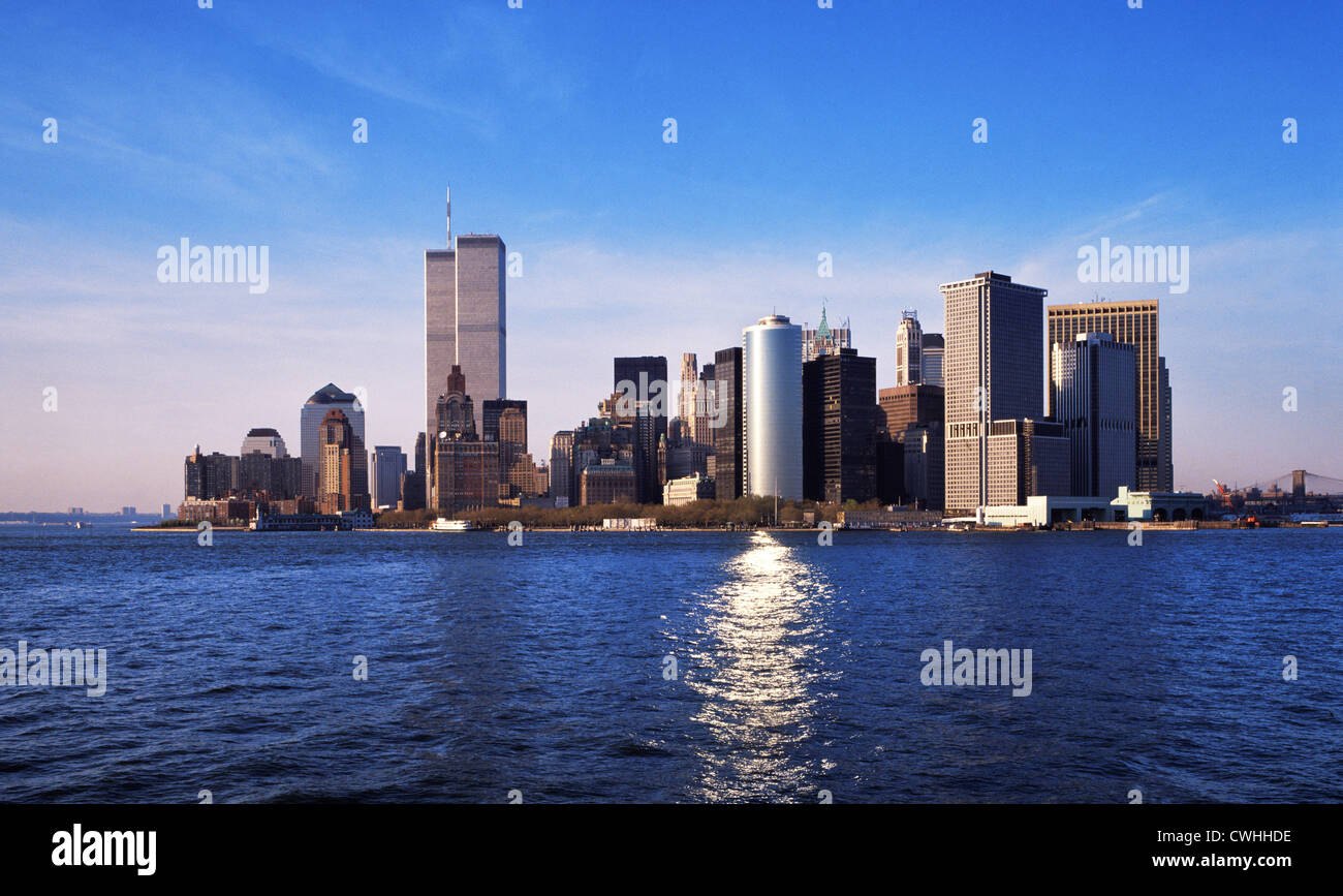Manhattan Island, New York with the World Trade Center 1998 Stock Photo ...