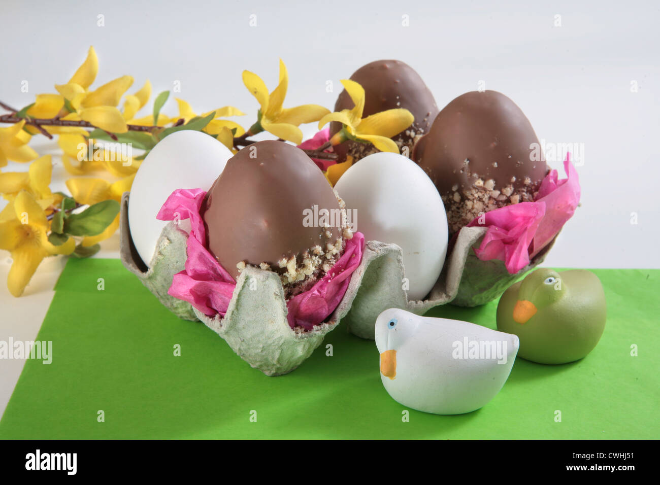 Unbaked eggs hi-res stock photography and images - Alamy