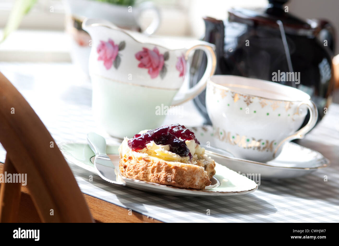Cream tea hi-res stock photography and images - Alamy