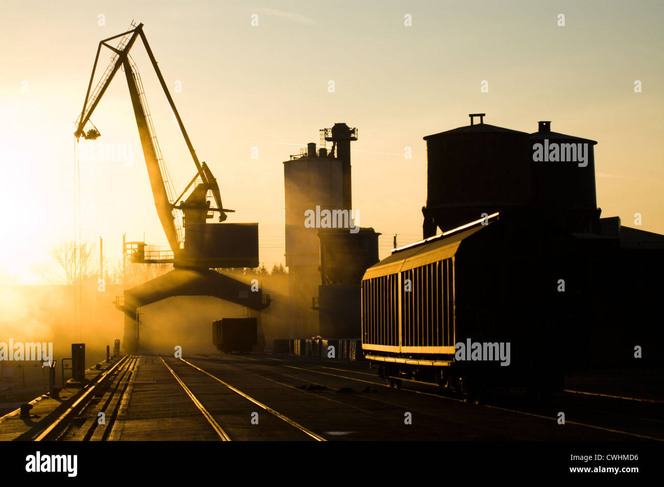 Loading Cranes High Resolution Stock Photography and Images - Alamy