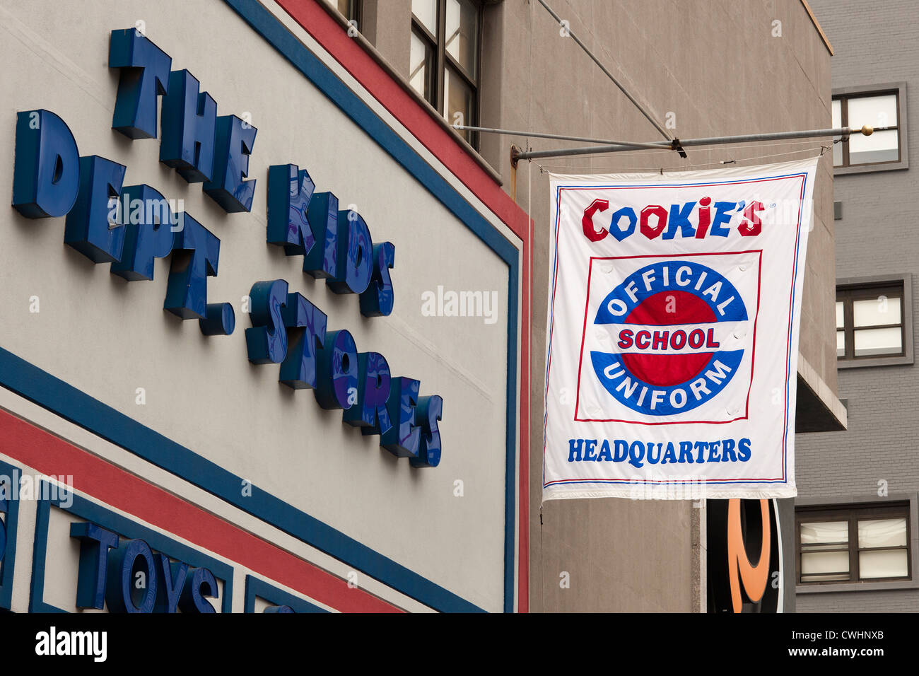 Fulton street mall downtown brooklyn hi-res stock photography and ...