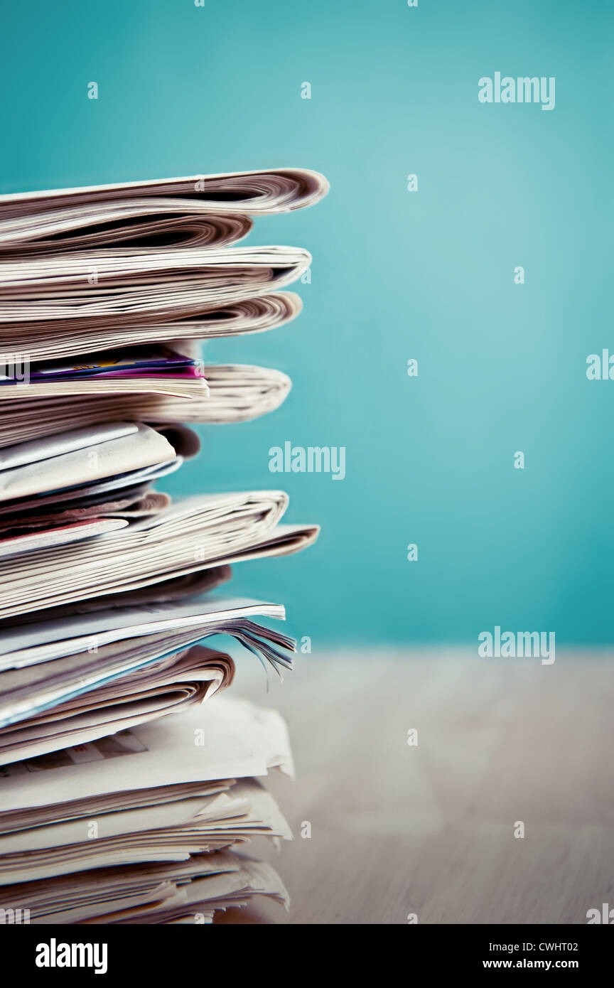 newspaper,stack of newspaper,recycled paper Stock Photo - Alamy