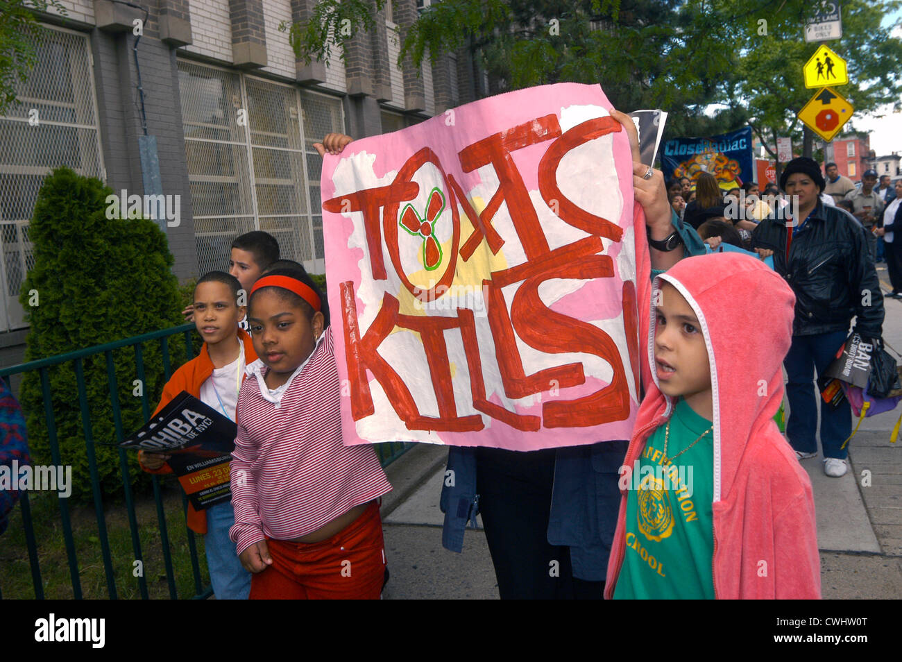 Nuclear waste kills hi-res stock photography and images - Alamy