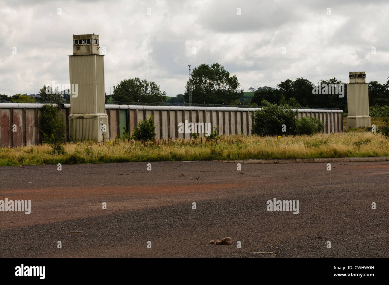 Hmp maze prison hi-res stock photography and images - Alamy