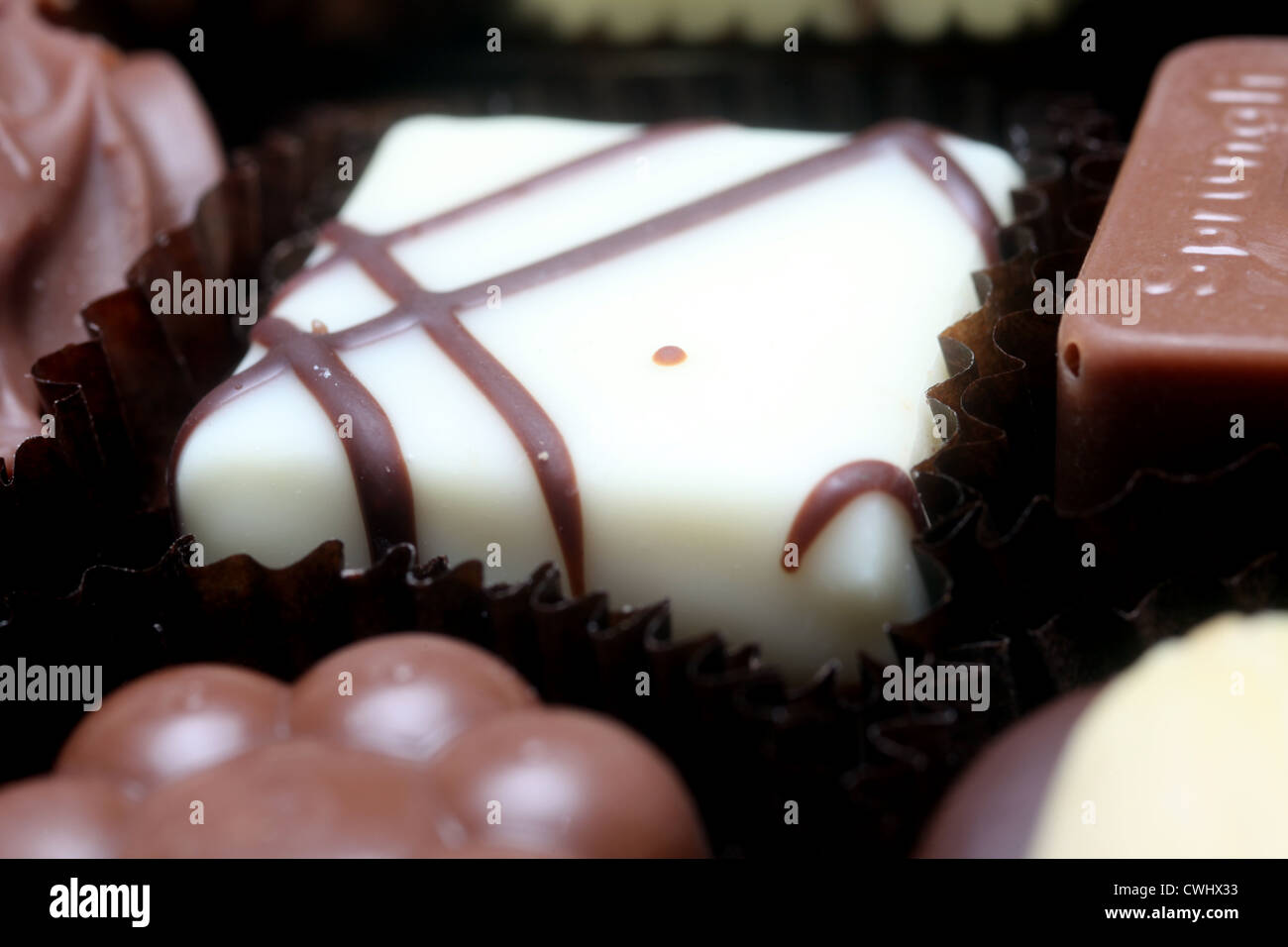 Dark chocolate cookie chunks hi-res stock photography and images - Alamy